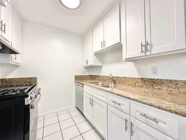 10206 Independence Ave Unit 3A, Los Angeles, CA 91311 - Room for Rent ...