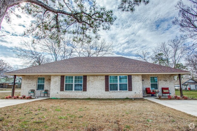 Apartments for Rent under $1,500 in Gober TX