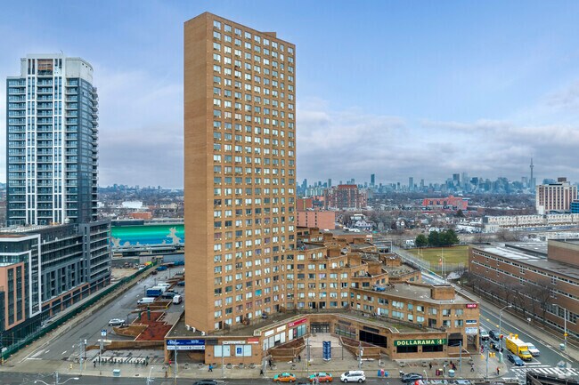 The Crossways Apartments - 2340-2360 Dundas St W Toronto, ON ...