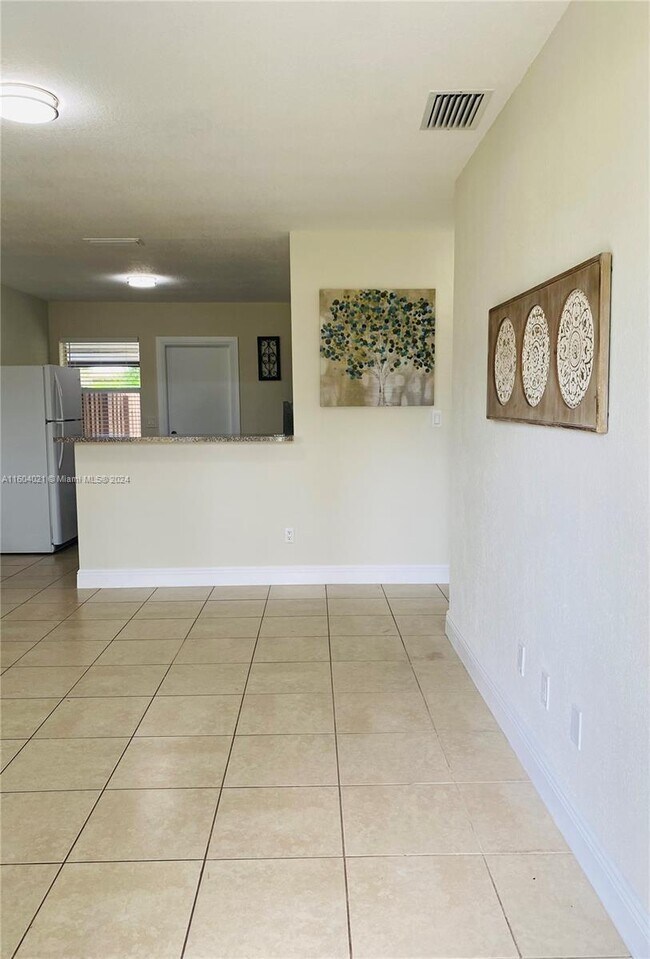 19107 SW 114th Ave, Miami, FL 33157 - Room for Rent in Miami, FL ...