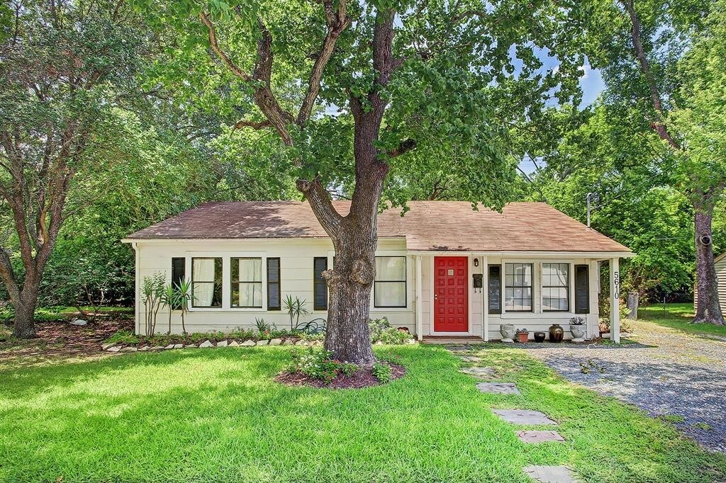 5610 Community Dr, Houston, TX 77005 - House Rental in Houston, TX ...