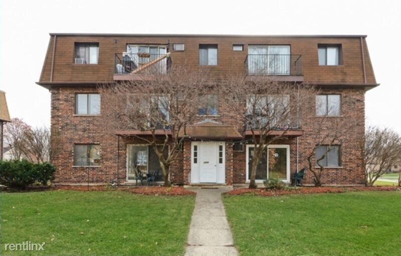 1228 S Whispering Hills Dr, Naperville, IL 60540 - House Rental in ...