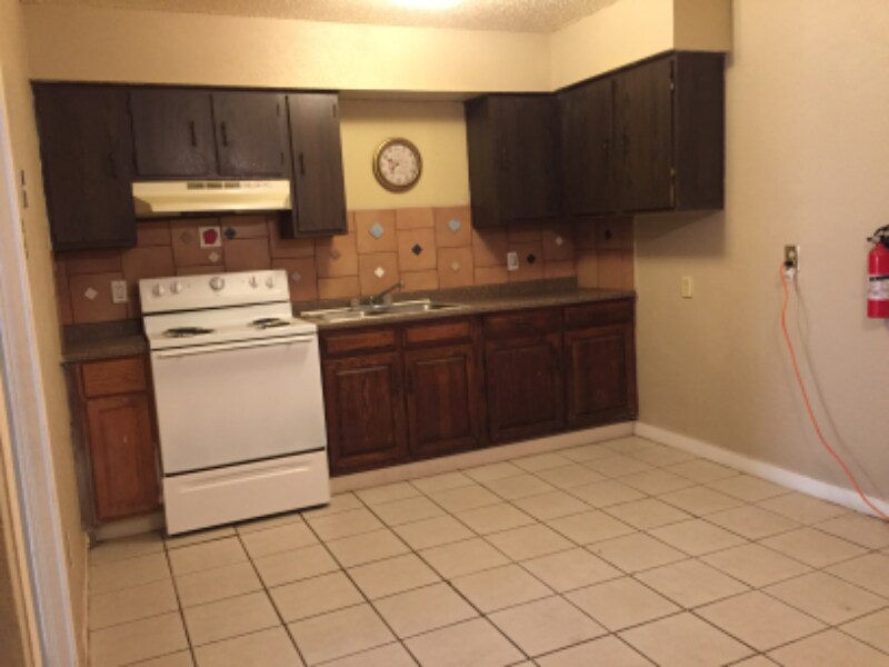 2913 E St Bernard Hwy Unit D, Meraux, LA 70075 | Apartments.com