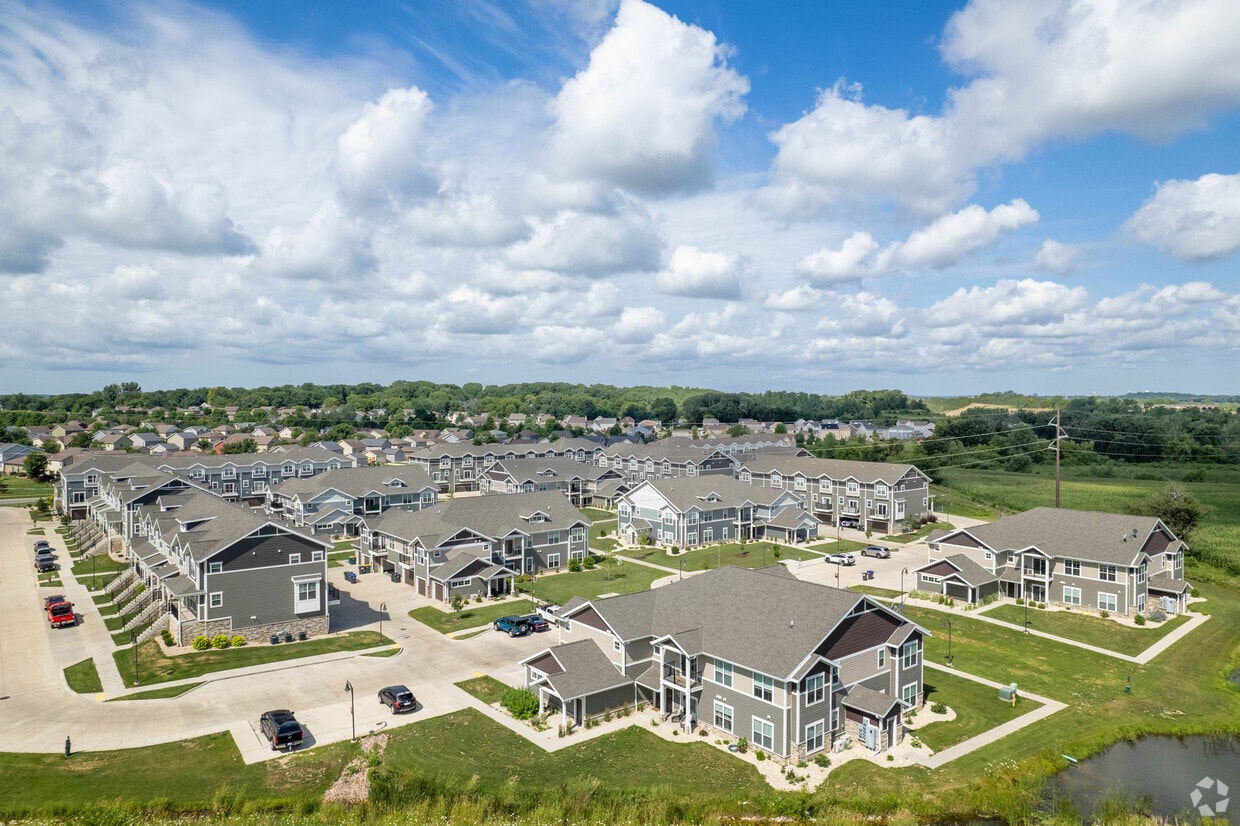 Catalina Crossing Townhomes for Rent - Mc Farland, WI | Apartments.com