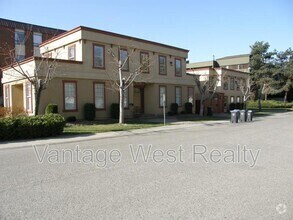 Houses for Rent in Kelowna, BC - 31 Homes | Apartments.com