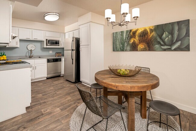 Del Sol Apartments - 10888 N 70th St Scottsdale, AZ | Apartments.com
