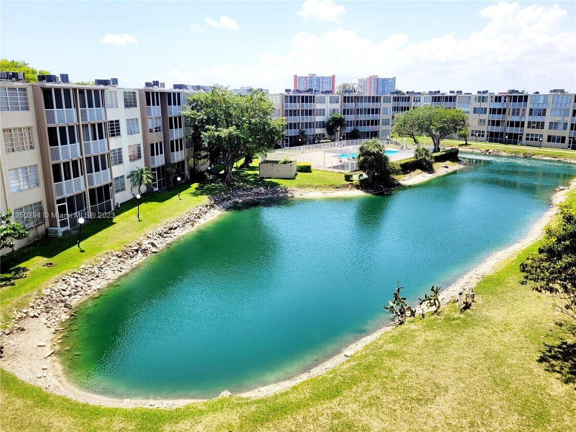 1700 NE 191st St Unit 402, Miami, FL 33179 - Condo for Rent in Miami, FL | Apartments.com