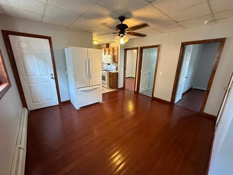 47 Mulberry St Unit 2, Fall River, MA 02721 - Condo for Rent in Fall ...
