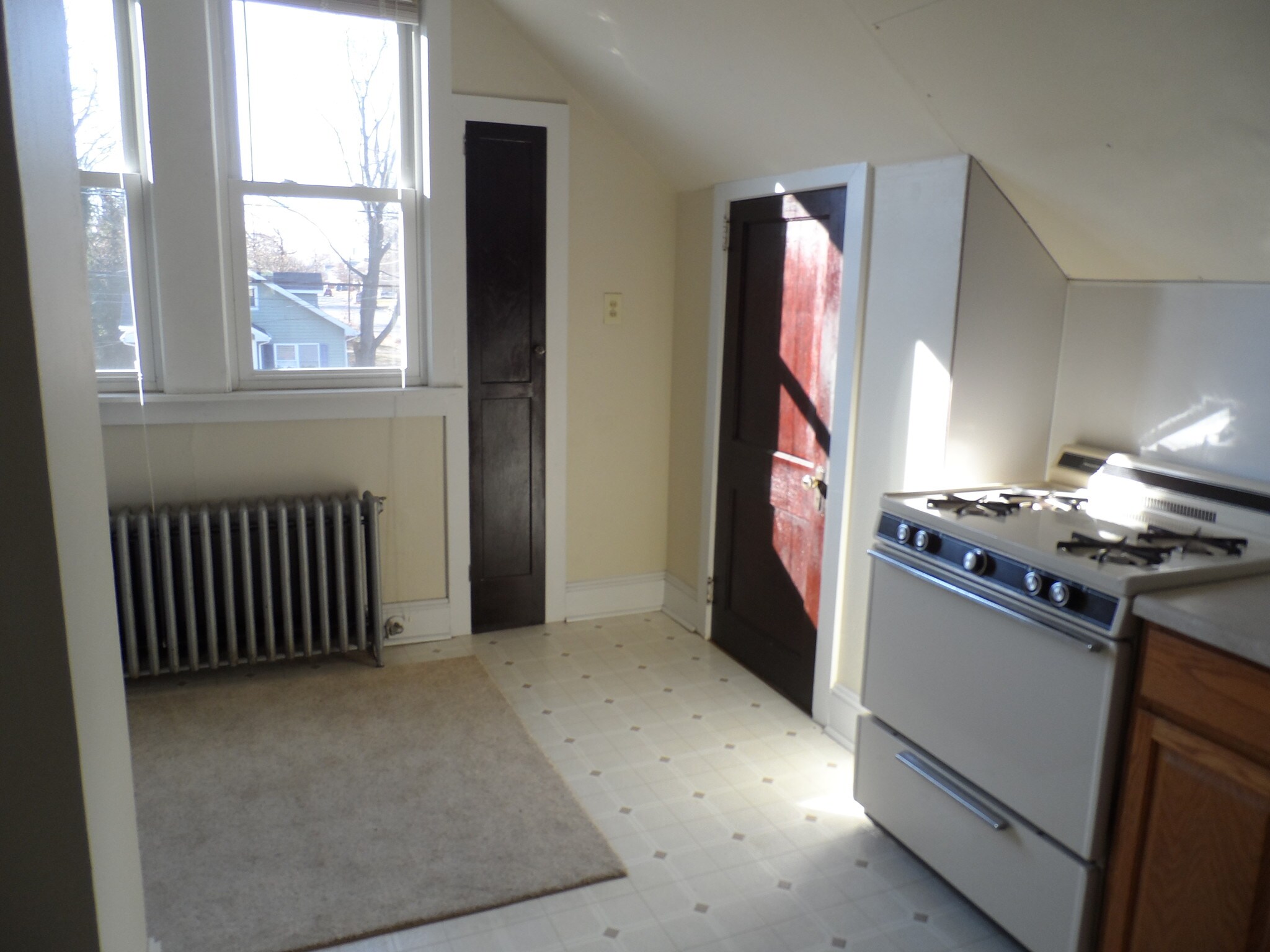 204 Colonial Ave Unit 204, Hamilton Township, NJ 08610 - 204 Colonial ...