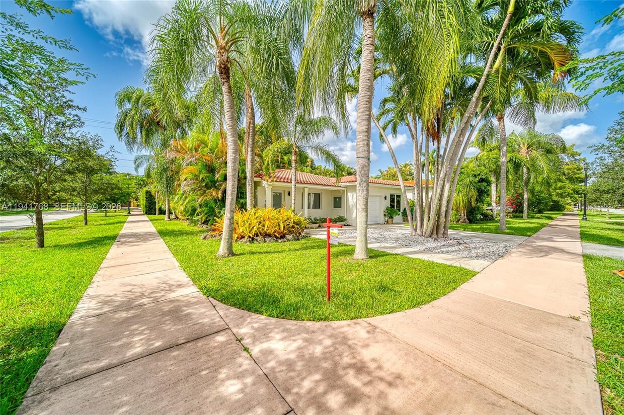 104 Santander Ave, Coral Gables, FL 33134 - House Rental in Coral ...