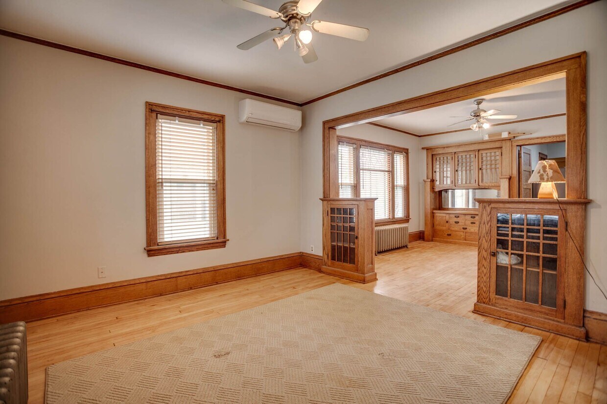 227 Logan Ave N Unit 1, Minneapolis, MN 55405 - 227 Logan Ave N ...