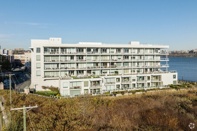 Glass House - 35 River Rd Edgewater, NJ 07020 | Apartments.com