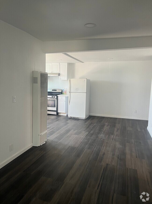 Angel Gate Apartments for Rent with Parking - Los Angeles, CA - 1 ...