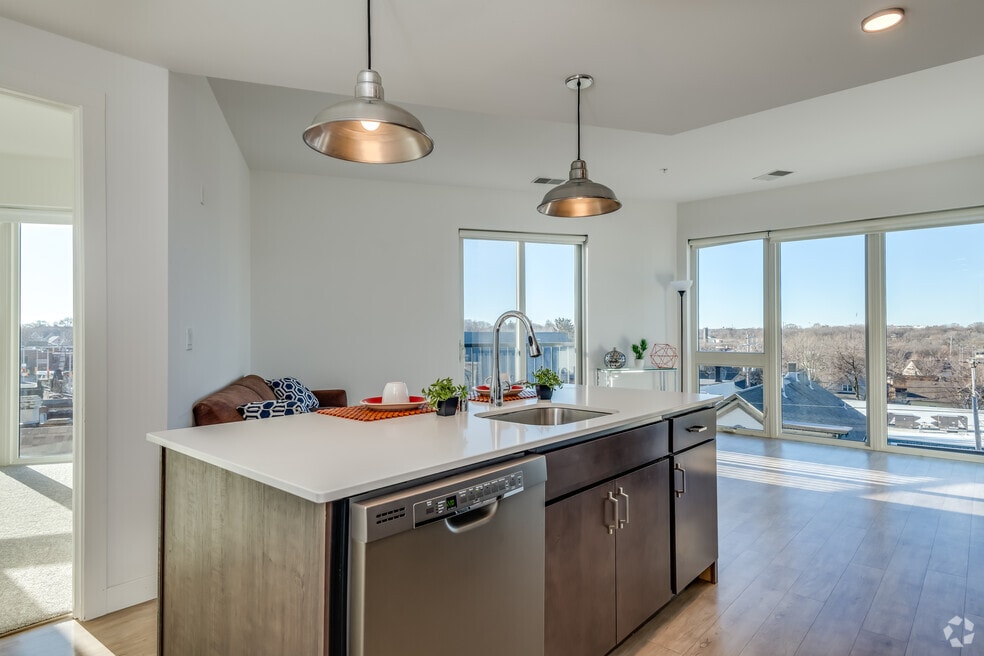 Apartments for Rent in Bay View WI - 1,172 Rentals | Apartments.com