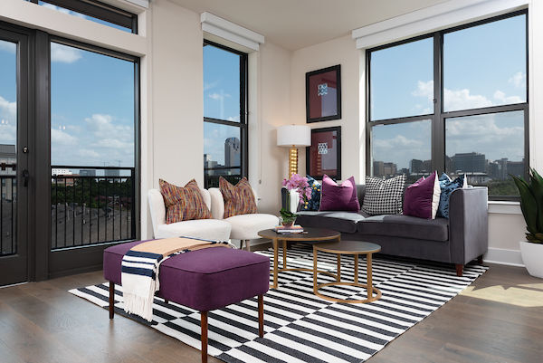 Residences at The Grove Apartments - 3330 Oak Grove Ave Dallas, TX ...