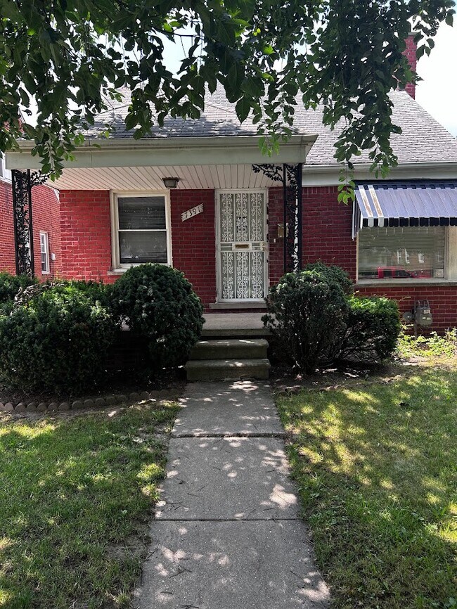 7391 Fielding St, Detroit, MI 48228 - House Rental in Detroit, MI ...