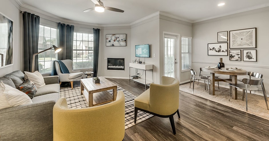 Keystone At Castle Hills - Alquileres en Carrollton, TX | Apartamentos.com