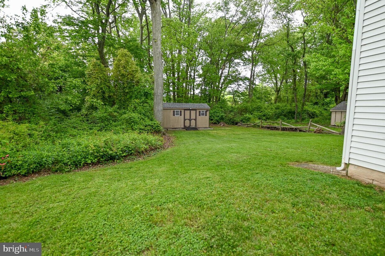 525 Corinthian Ave, Lester, PA 19029 - Room for Rent in Lester, PA ...