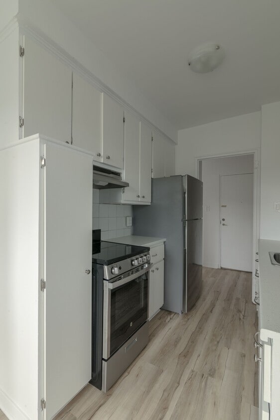 809 Av. Bloomfield Unité 201, Montréal, QC H2V 3S5 - Appartement à ...