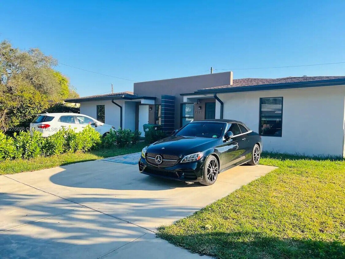 1282 NW 102nd St, Miami, FL 33147 - House Rental in Miami, FL ...