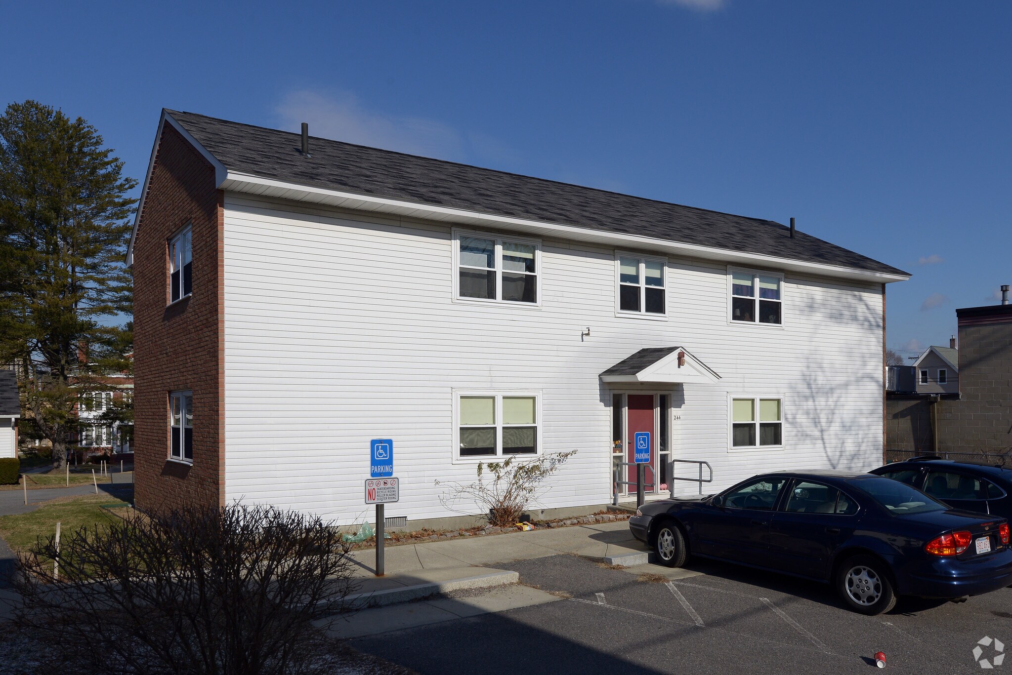 Joseph M & Jeanne Gwozdz Terrace - 242-254 Whittenton St Taunton, MA ...