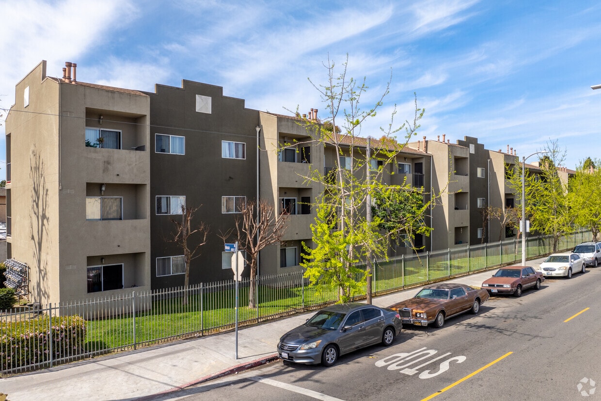 ML Shepard Manor (55+ Community) - 2330 Santa Ana S Los Angeles, CA ...