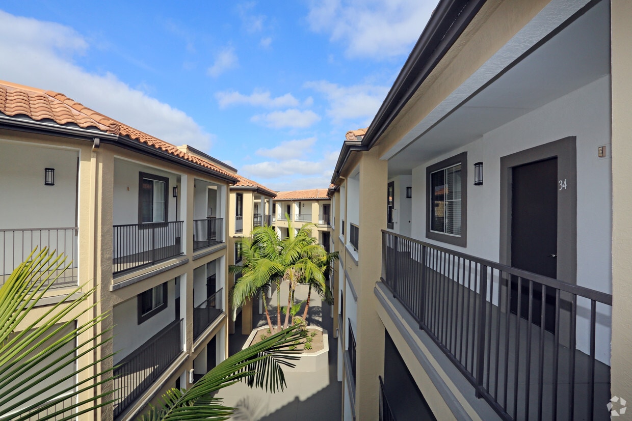 Elan Pacifico Encinitas - 1100 Garden View Rd Encinitas, CA 92024 ...