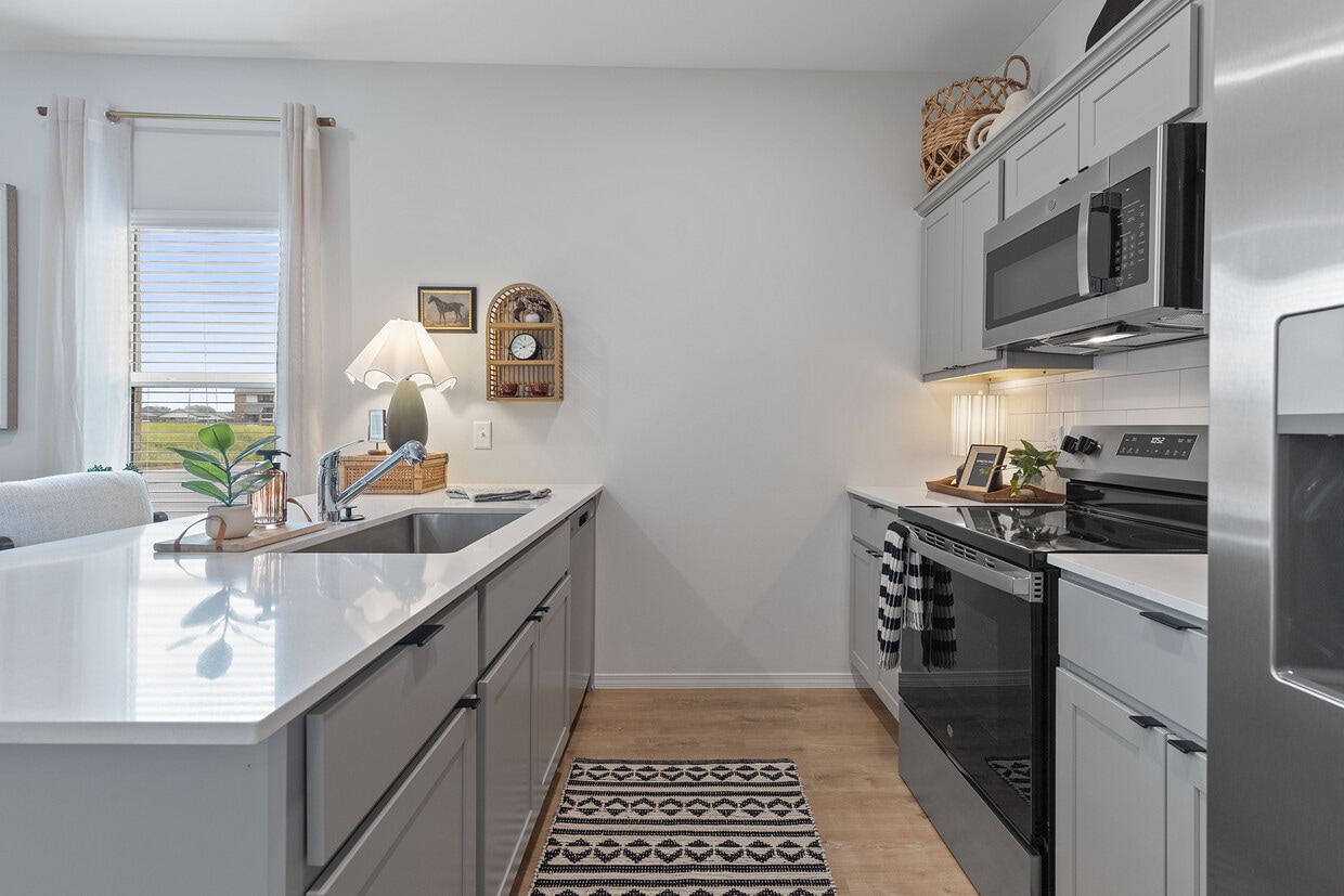 Summit Ridge Villas - 130 Trail Ridge Rd Oklahoma City, OK 73120 ...