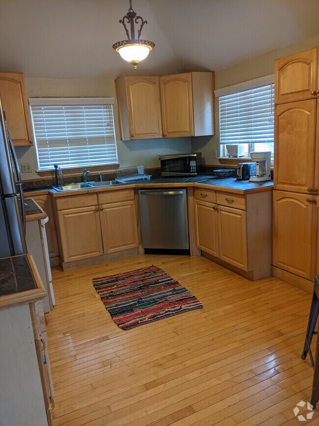 Condos for Rent by Private Owner in Carbondale CO - 1 Rentals