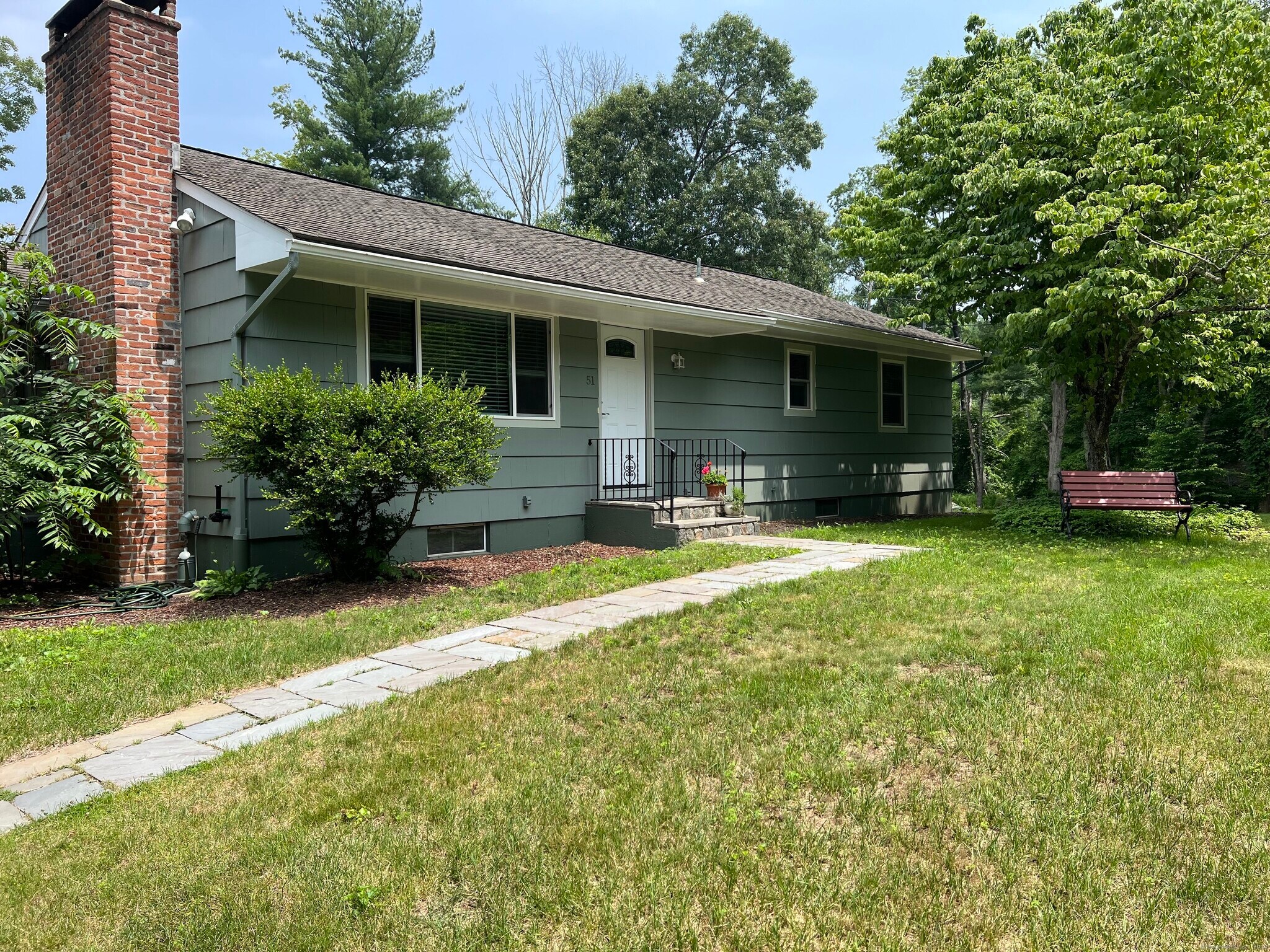 51 Hop Brook Rd, Brookfield, CT 06804 - House Rental in Brookfield, CT ...