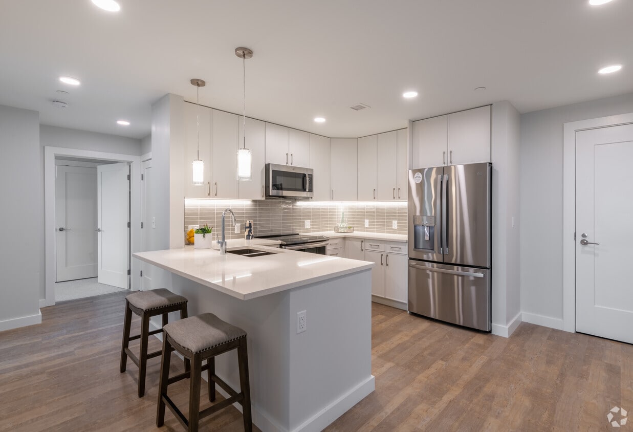 One Chestnut Place - 1 Chestnut Pl Quincy, MA 02169 | Apartments.com