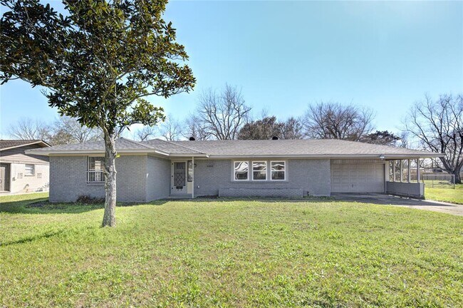4834 Carmen St, Houston, TX 77033 - House Rental in Houston, TX ...