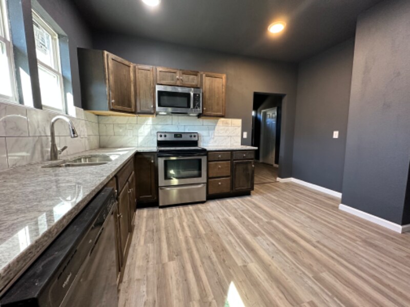 1607 Stoneman St, Dallas, TX 75215 | Apartments.com