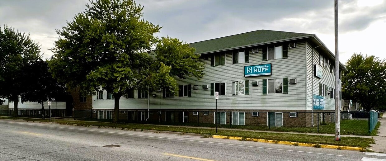Studios on Huff - 307 W Howard St Winona, MN 55987 | Apartments.com