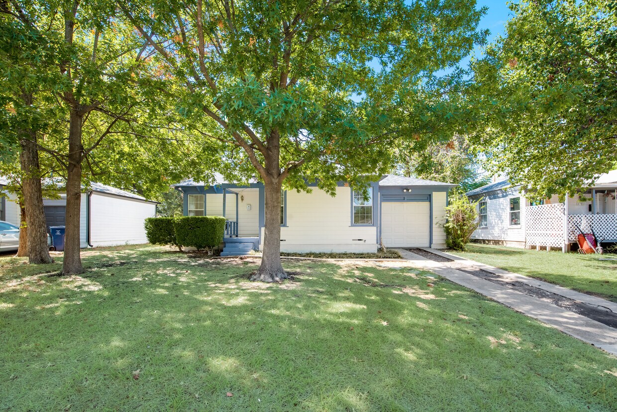 1105 Shady Ln, Garland, TX 75042 - House Rental in Garland, TX ...