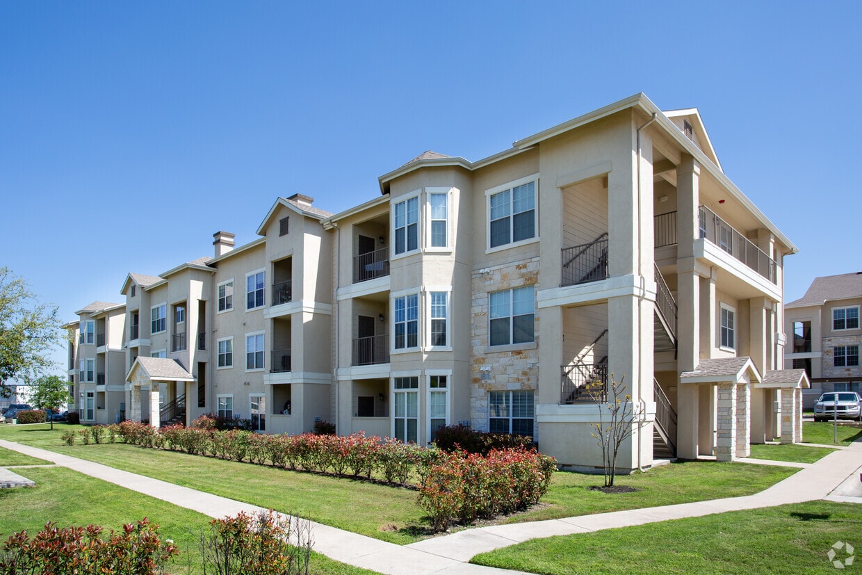 Riverhorse Ranch Apartments II - 16101 White River Blvd Pflugerville ...