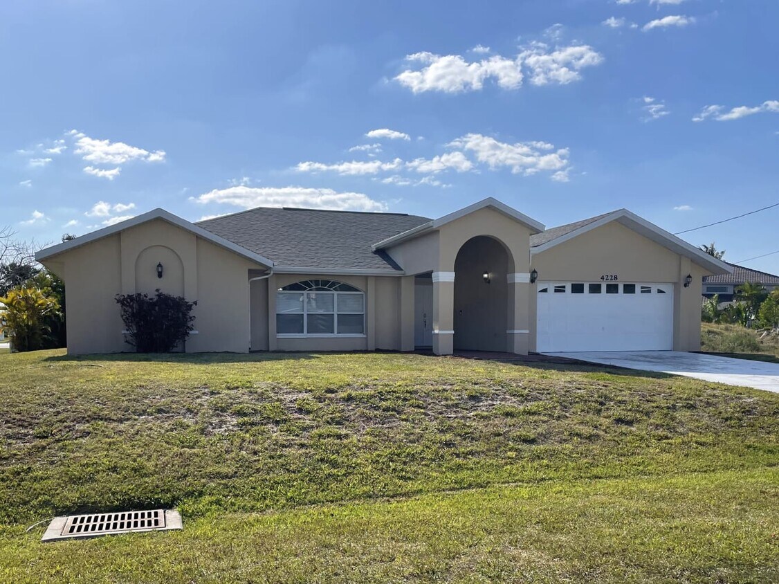 4228 SW 15th Pl, Cape Coral, FL 33914 | Apartments.com