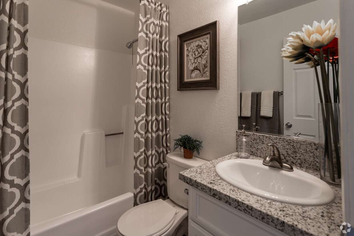 Bella Park Apartments - 210 N Beechwood Ave Rialto, CA 92376 ...