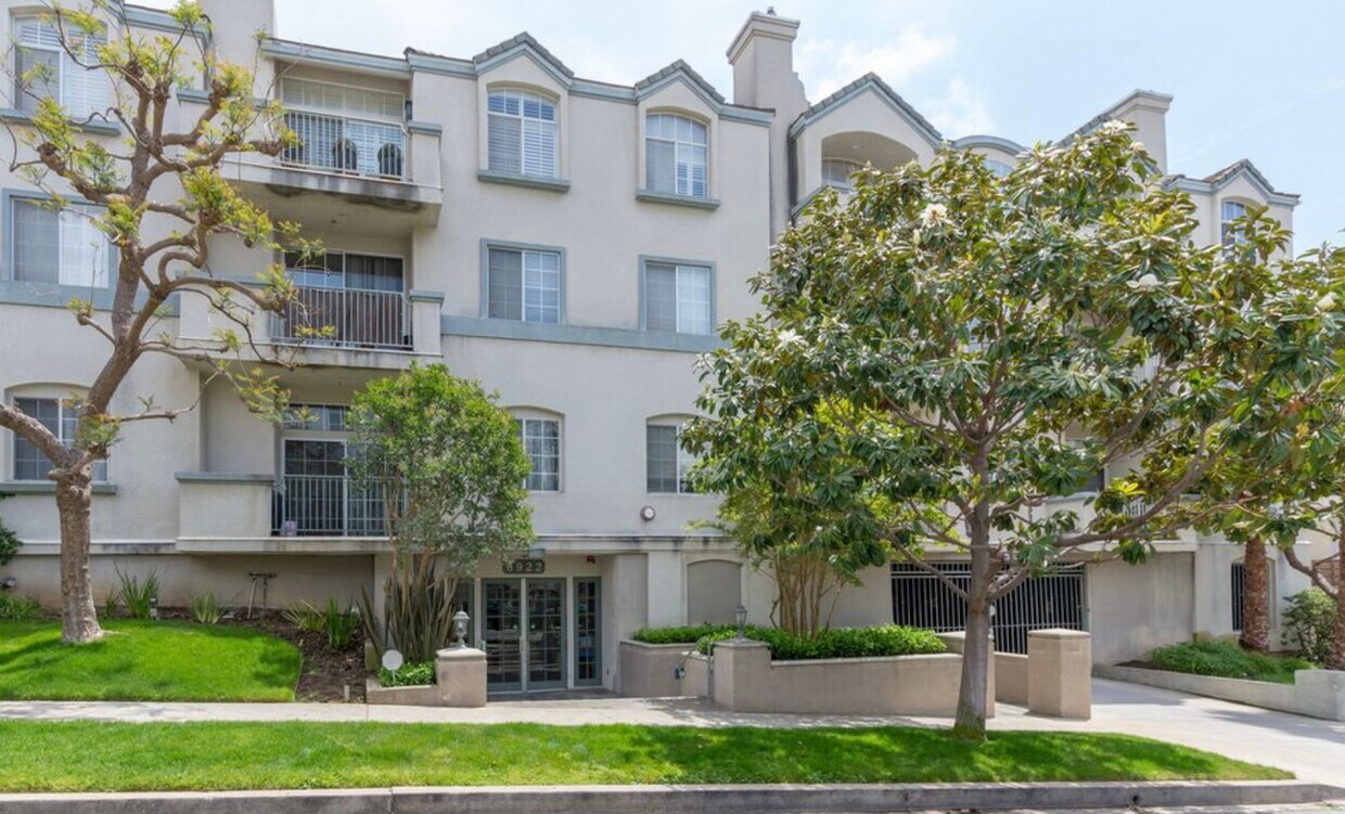 6922 Knowlton Plz Unit 201, Los Angeles, CA 90045 - Condo for Rent in ...