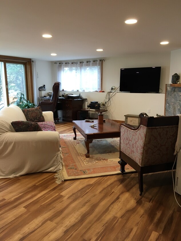 94 Samp Mortar Dr, Fairfield, CT 06824 - House Rental in Fairfield, CT ...