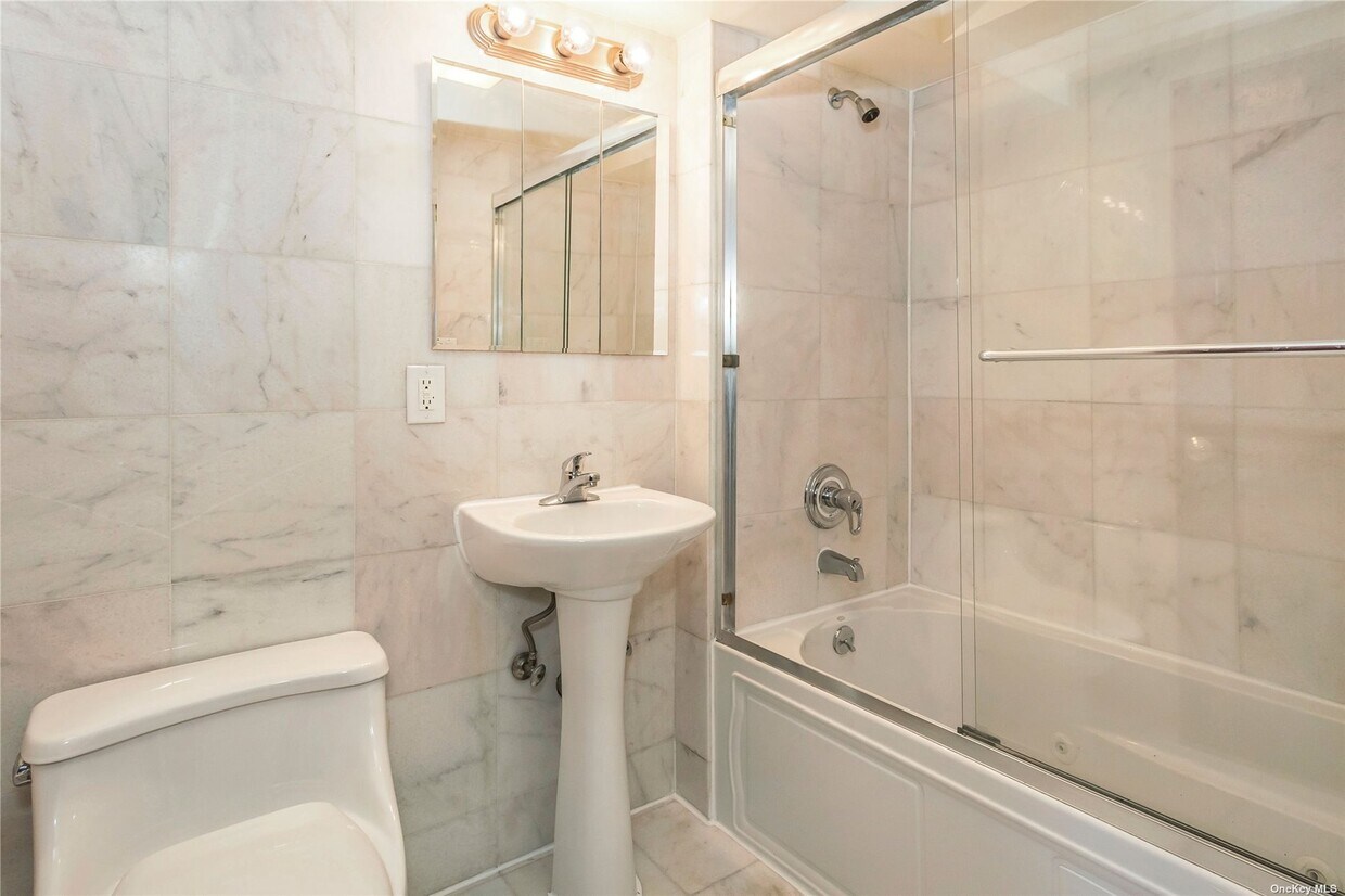 102-10 Queens Blvd Unit 201, Queens, NY 11375 - Room for Rent in Queens ...