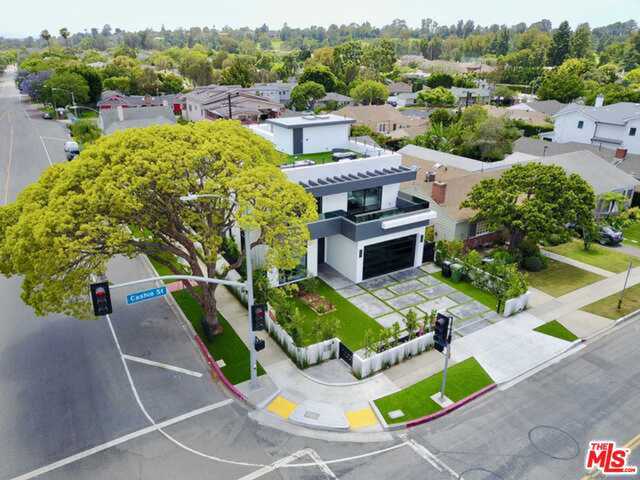 9704 Cashio St, Los Angeles, CA 90035 - House Rental in Los Angeles, CA ...