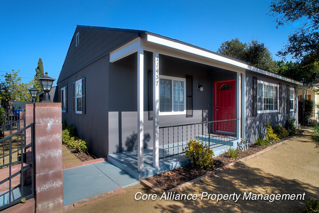 11457 Kittridge St, Los Angeles, CA 91606 - House Rental in Los Angeles ...