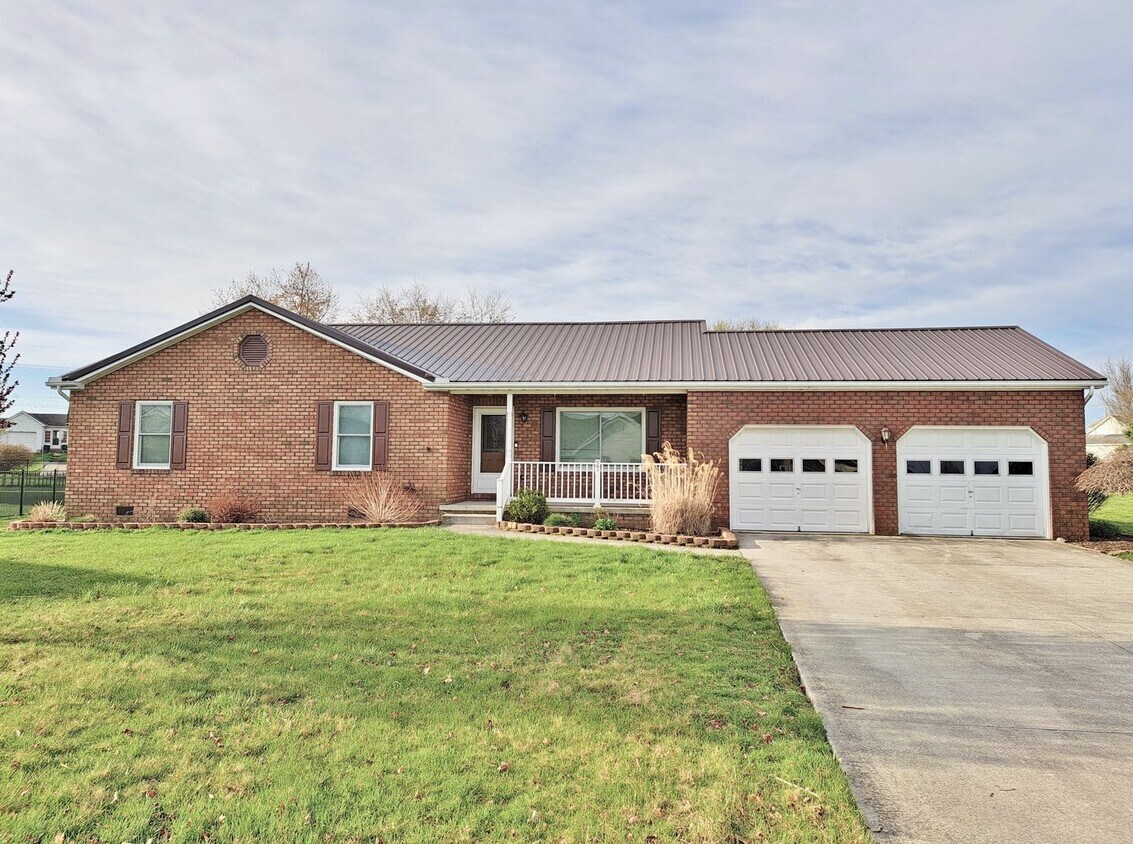 27 Ashfield Dr, Littlestown, PA 17340 - House Rental in Littlestown, PA ...