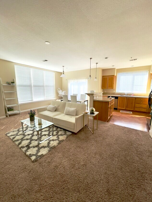 10651 NE Red Wing Way Unit 203, Hillsboro, OR 97006 - Condo for Rent in ...