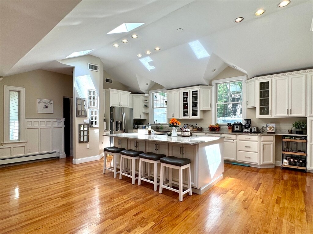 27 Gammons Rd Unit 4, Waban, MA 02468 - 27 Gammons Rd Waban, MA 02468 ...