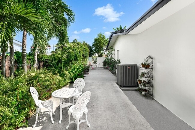 10420 SW 27Th St, Miami, FL 33165 - House Rental in Miami, FL ...