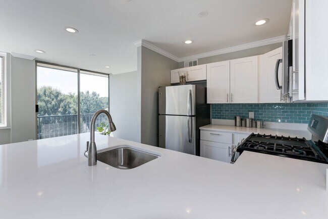 Parc View Apartments - Arlington, VA | Apartments.com