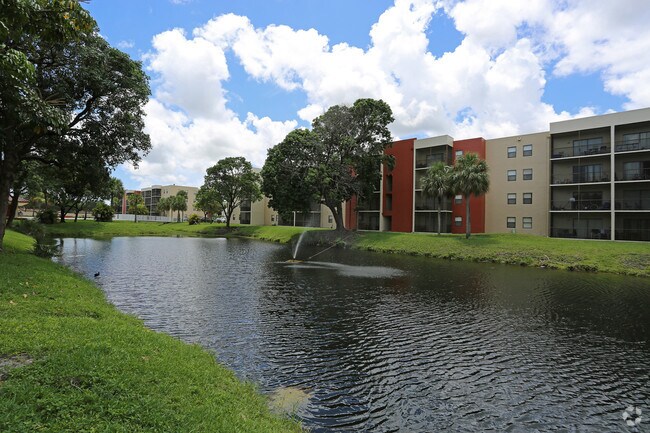 2500 Inverrary Club Apartments Apartments - Lauderhill, FL | Apartments.com