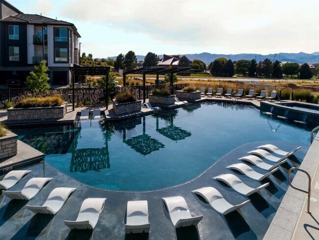 Solana Lucent Station - Apartments in Highlands Ranch, CO | Apartments.com